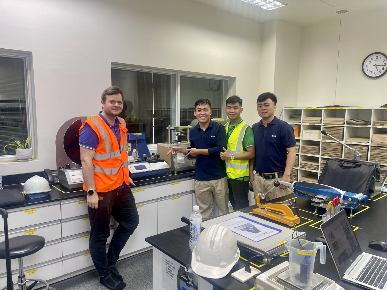 Dịch vụ Hiệu chuẩn định kỳ hàng năm hãng Emco Germany 4/2025